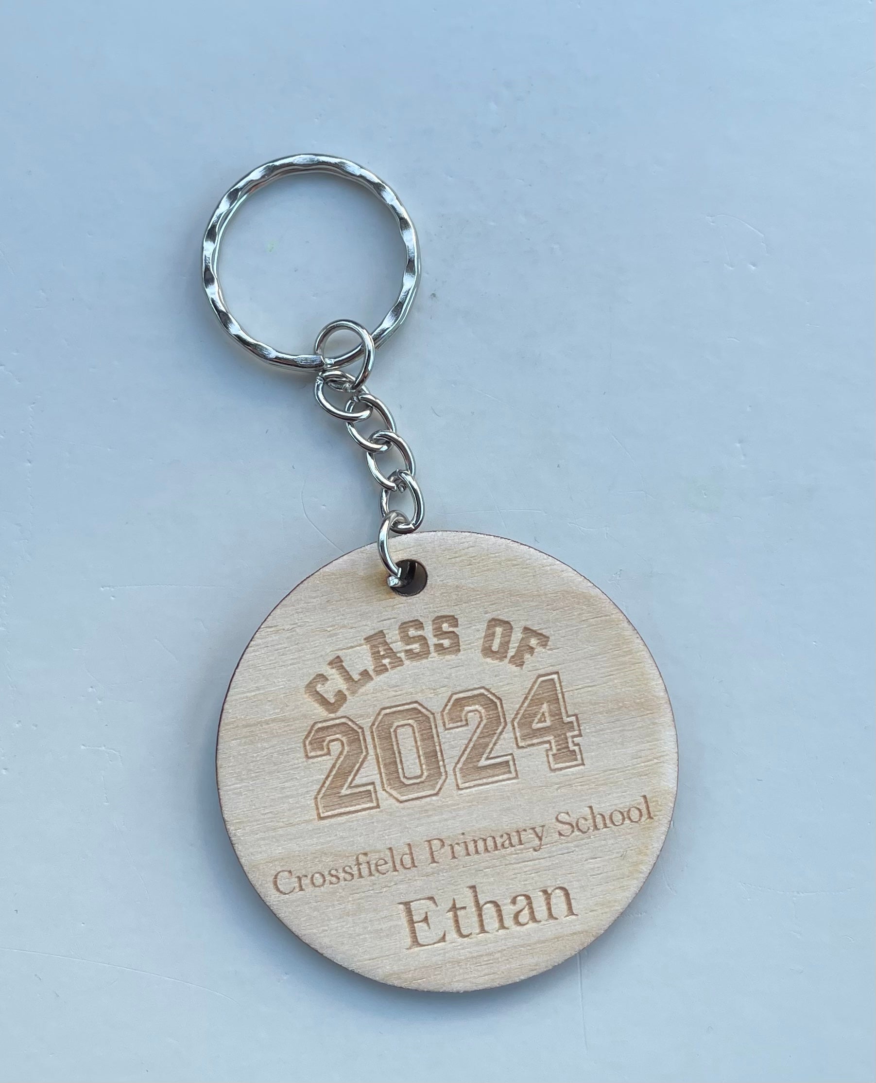 Class of 2024 wooden engraved keyring - (individually personalised ...